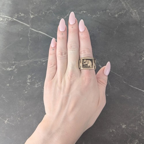 1980 14 Karat Yellow Gold Vintage MIT Intaglio Signet Beaver Class ...