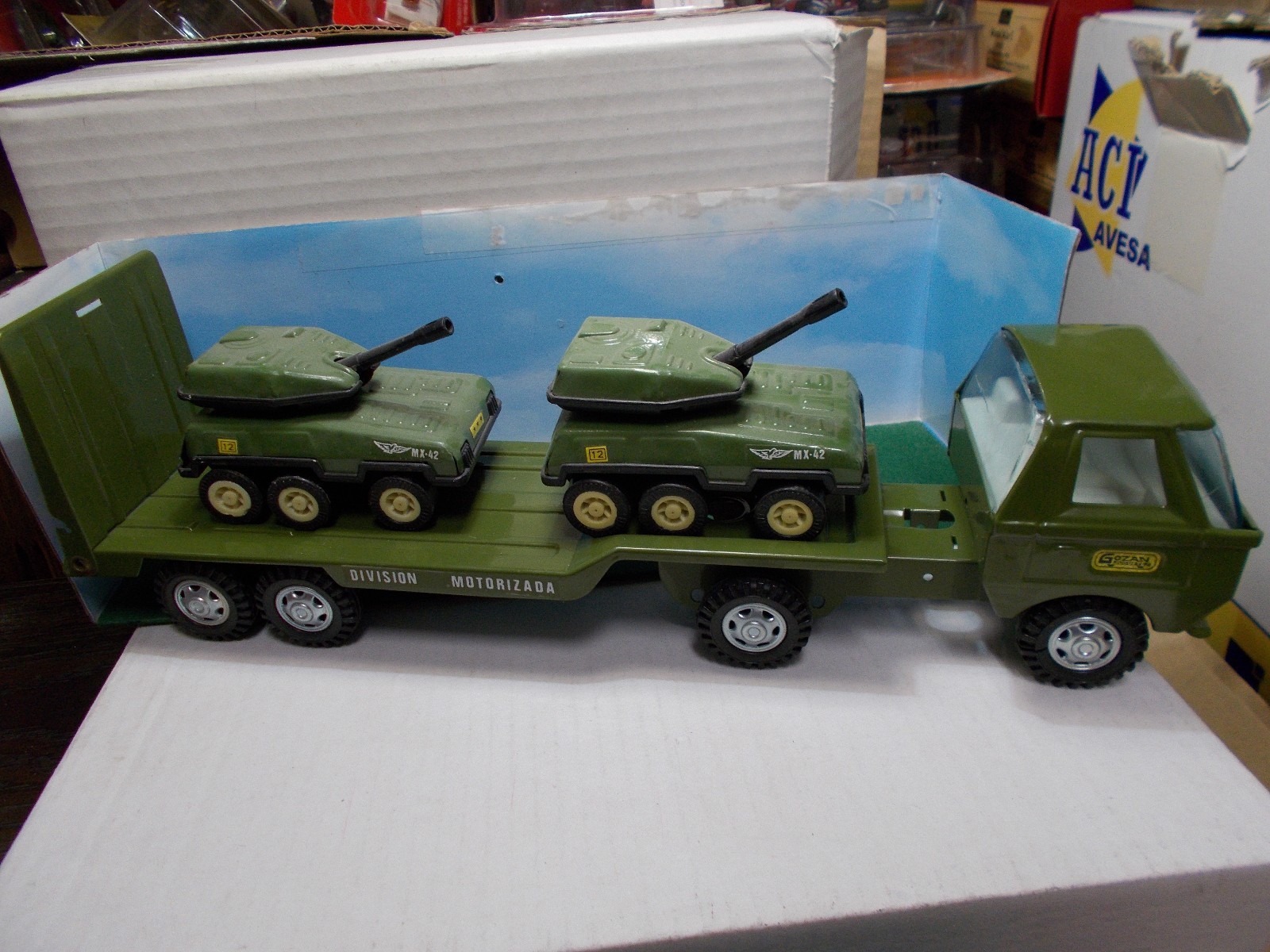 GOZAN COLOSO ARMY TIN TRANSPORT TRUCK. TWO TIN ARMOURED CARS. NO BOX ...