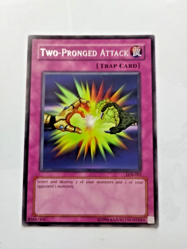 YuGiOh Two-Pronged Attack Legend of Blue Eyes White Dragon LOB-061 ...