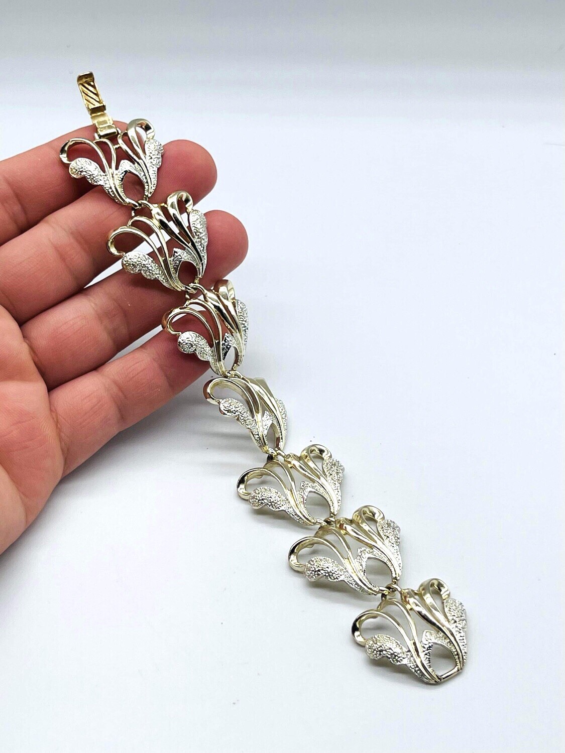 Beautiful Vtg SARAH COVENTRY Silver Tone Links Bracel… - Gem