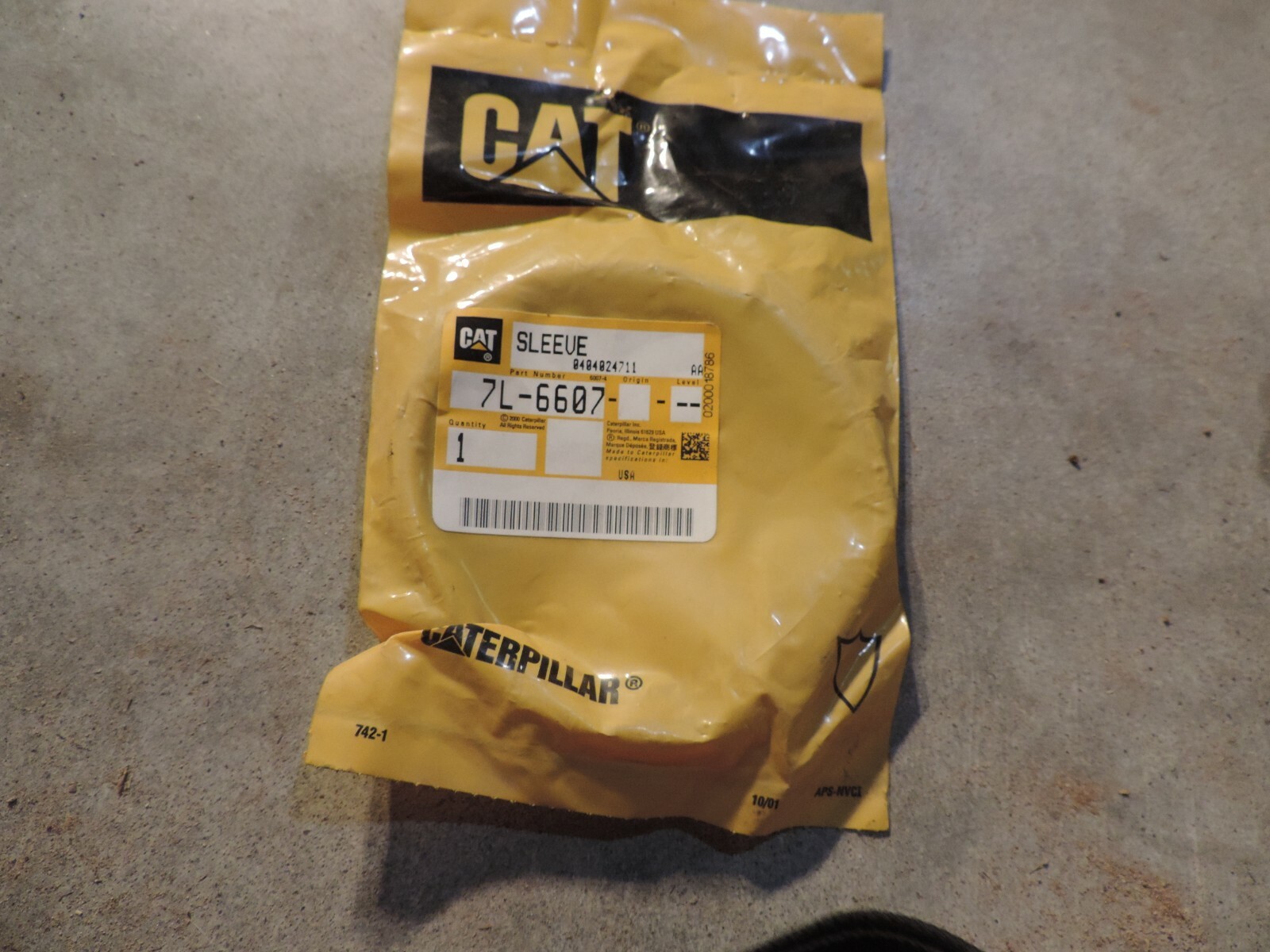 CAT Sleeve 7L-6607 | eBay