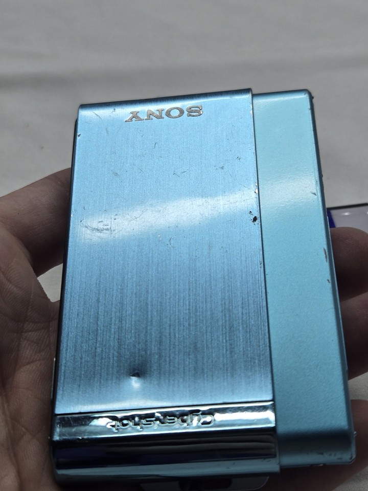 Sony Cyber-shot DSC-T90 12.1 MP Digital Camera with 4x Optical Zoom ...