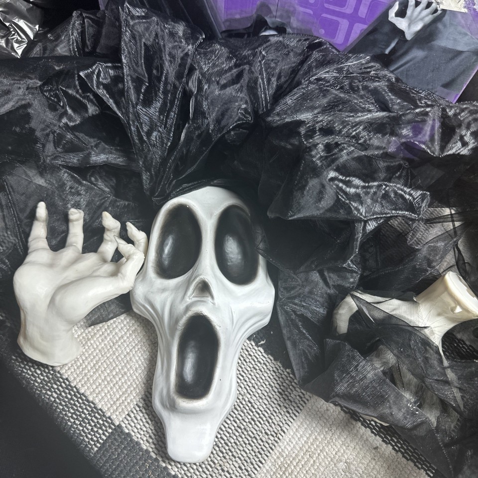 Gemmy Animated Floating Grim Reaper Ghost Scream Face 2ft Wide ...