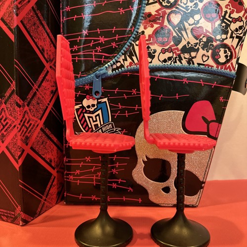 Monster High Deadluxe ~ School Chairs Stools Furniture Pink Black ...
