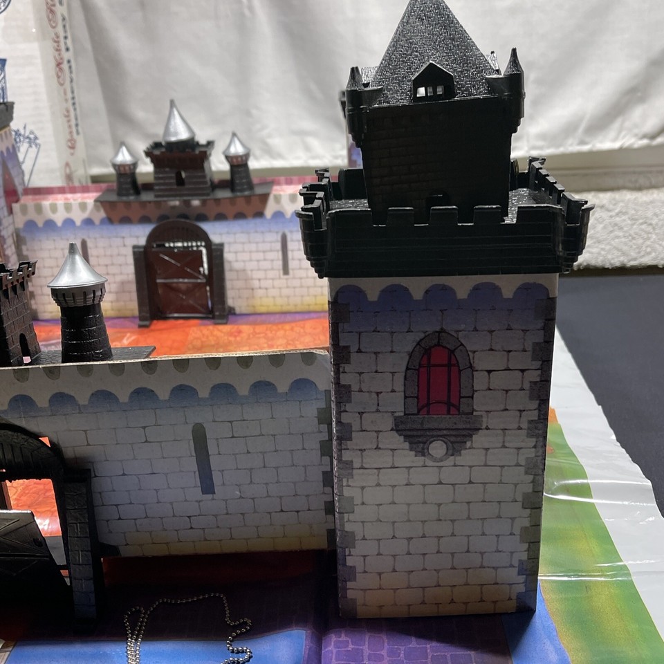 Vintage Marx Knights Castle Card Board & plastic tower | eBay