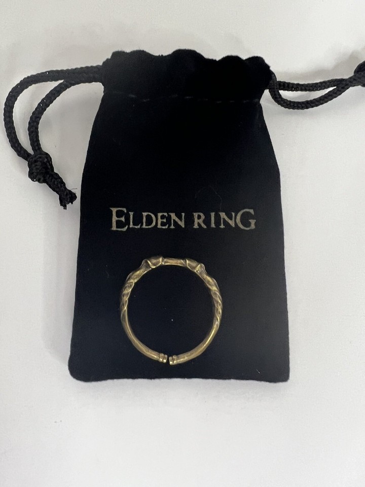 Elden Ring Gamestop Exclusive Preorder Bonus Spectral Steed Whistle ...