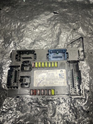 JEEP COMPASS BODY DOMAIN CONTROL MODULE FUSE BOX UNIT & BRACKET OEM ...