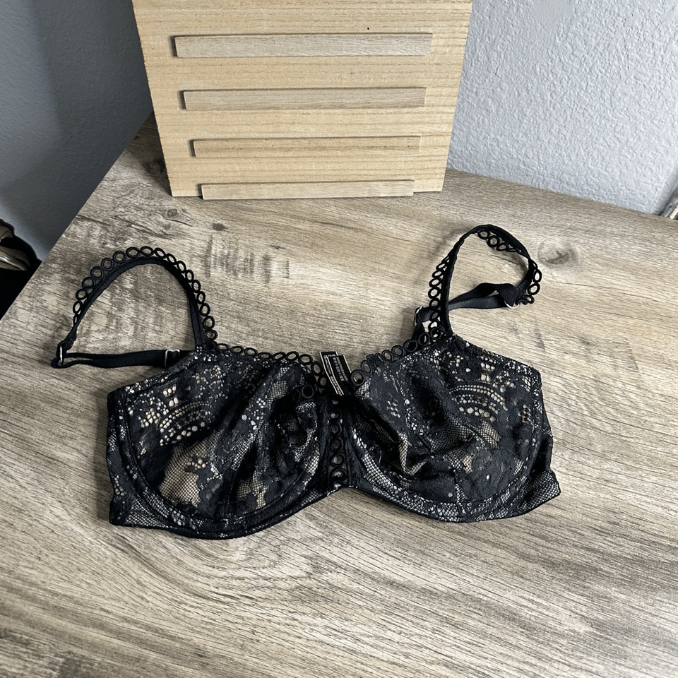Victoria’s Secret Women’s Black Nude Lace Dream Angels Bra without ...