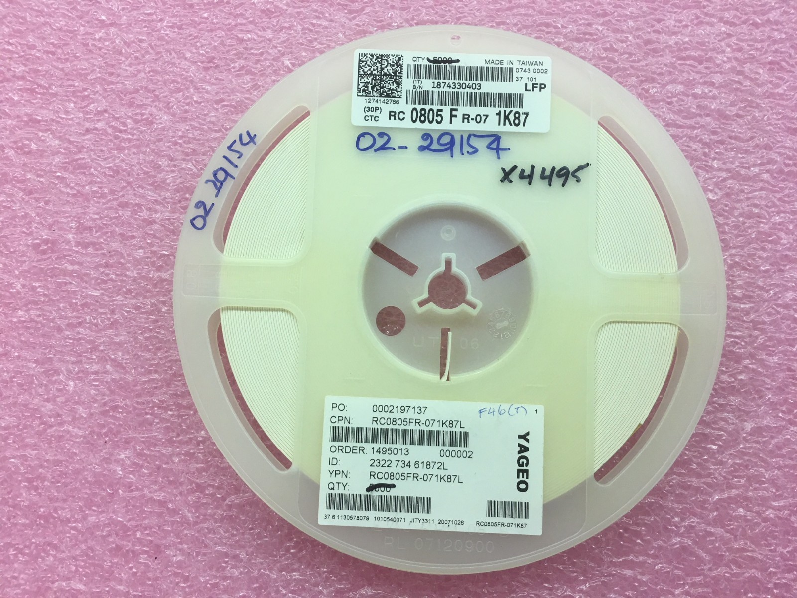 (4,495 PIECE REEL) RC0805FR-071K87L, YAGEO, RES SMD 1.87K OHM 1% 1/8W ...