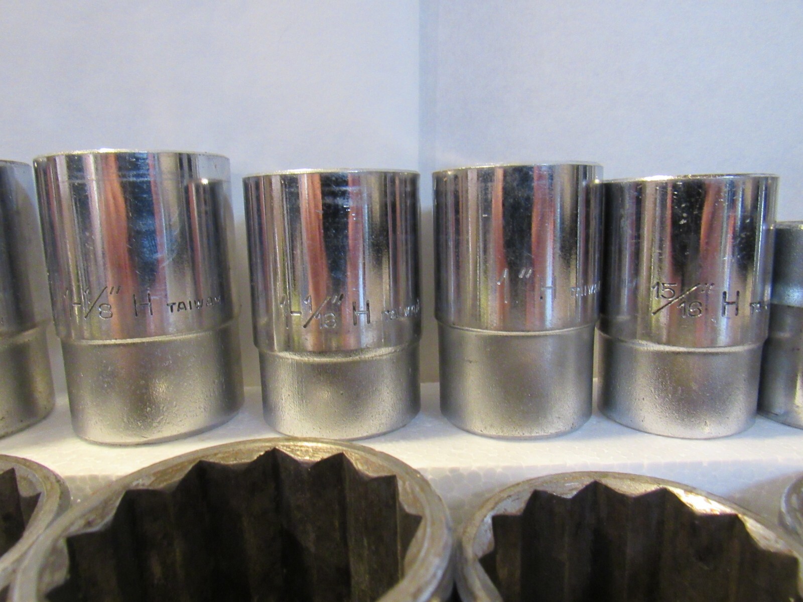 19 pc Heavy Duty SOCKET SET 2" - 3/4" Sockets /2 extenders/1 Break Bar ...