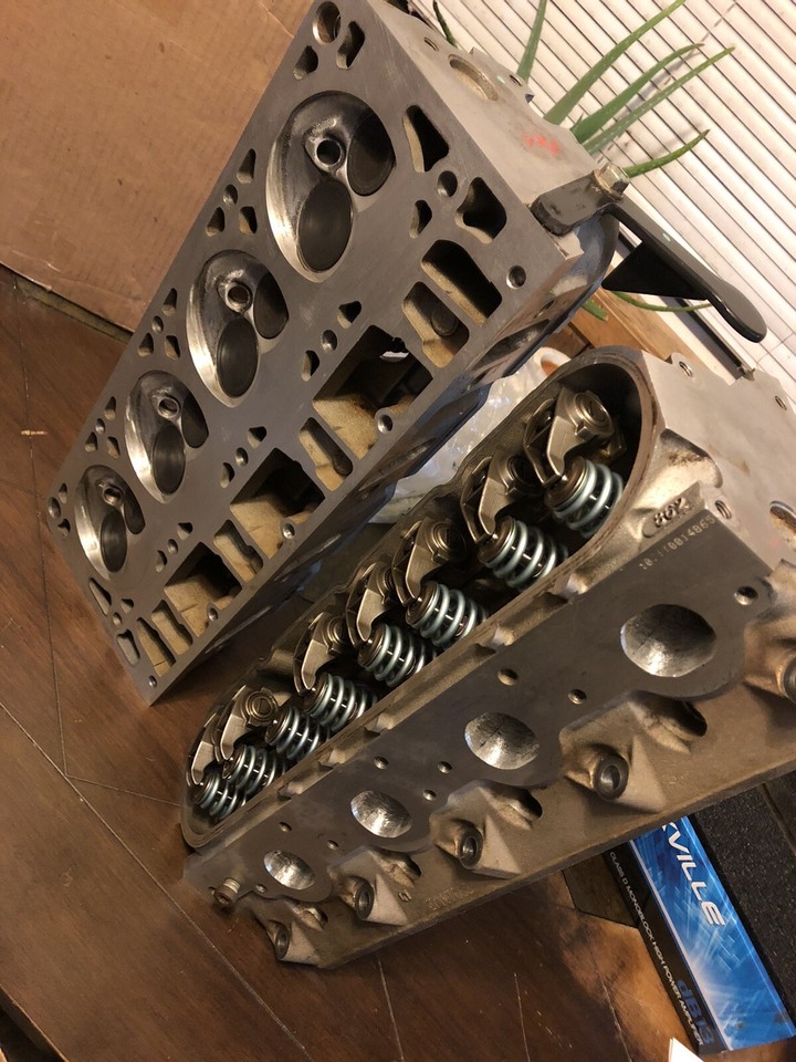 706 Vortec LS Cylinder Heads Ported .600 Springs Trunnion Rockers 5.3 4 ...