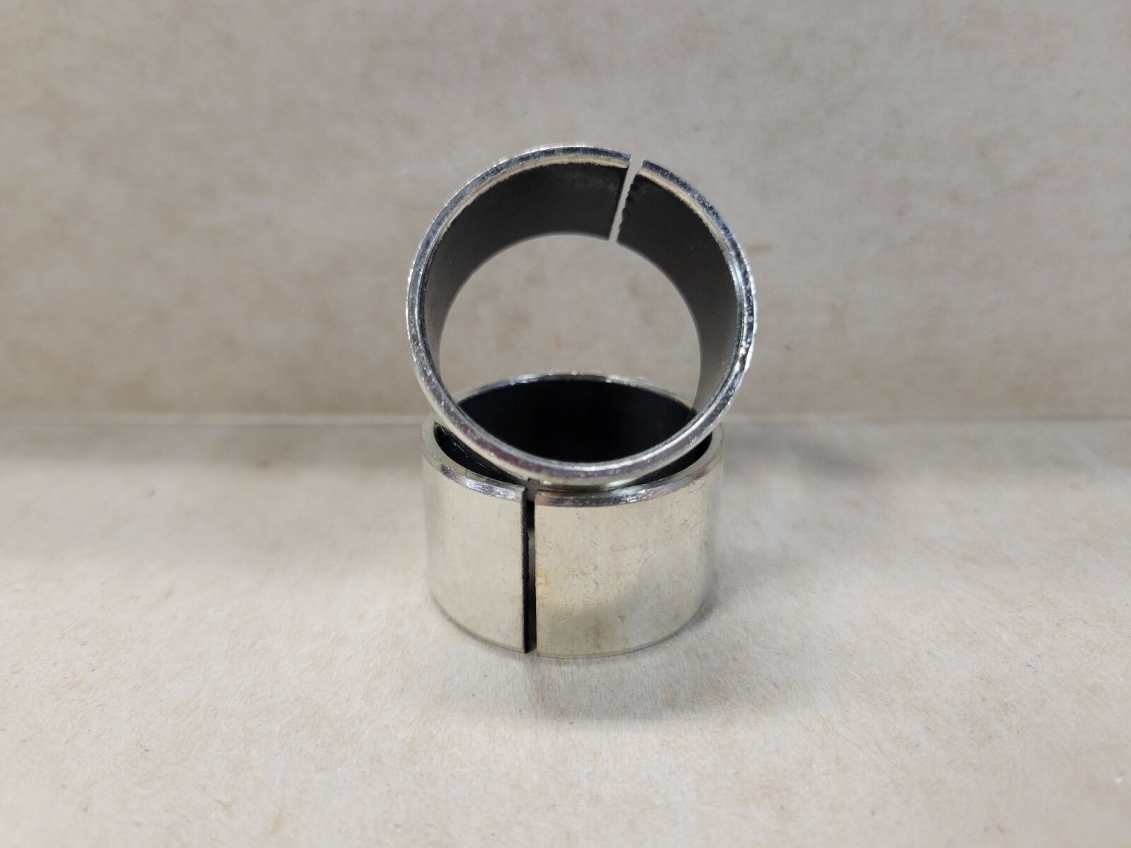 Berkeley Jet Pump Bowl Bushing Bearings S14483 Jet Boat 1 Pair JC Je JF ...