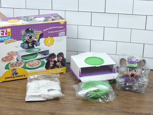 Brand New Open Box Chuck E Cheese's Pizza Maker Play Set 2010 EZ-2 Make ...