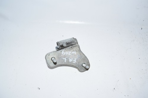 MERCEDES W204 FRONT LEFT DOOR HINGE LOWER A2047201737 | eBay