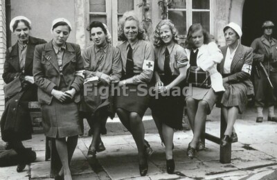 WW2 Picture Photo 1945 Captured German Nurses 3269 | eBay