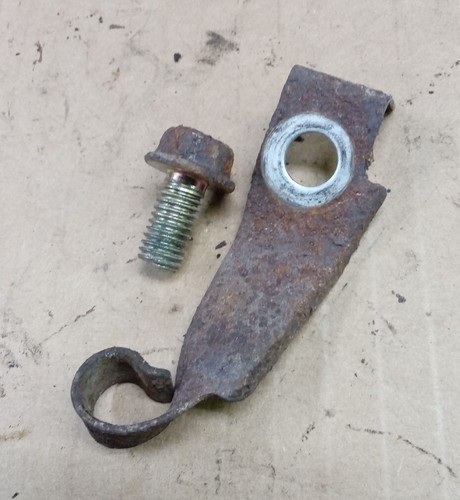 92-95 Honda Civic D16z6 Oxygen Sensor Wire Retainer Bracket | eBay