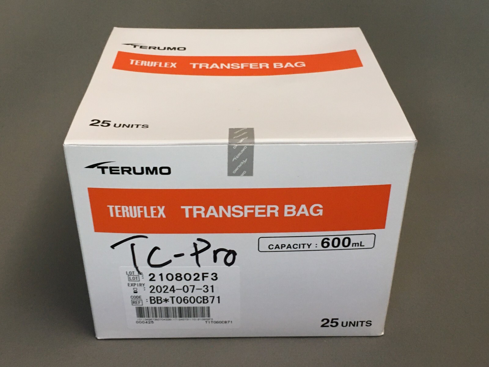 TERUMO Transfer Bag 600ml BB*T060CB71 Box of 25 units. exp 07-2024 for ...