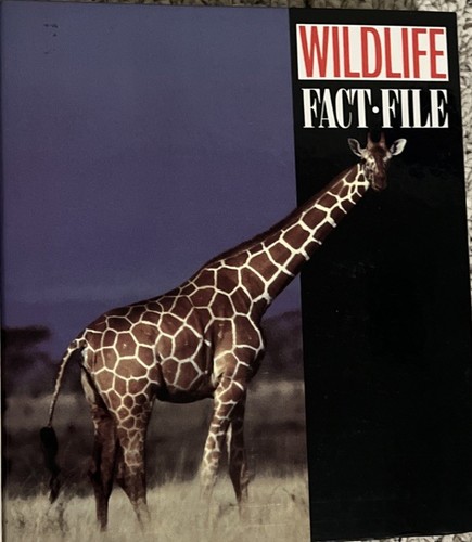 Wildlife Fact File Animal Identification & Conservation Guide 3 Ring ...