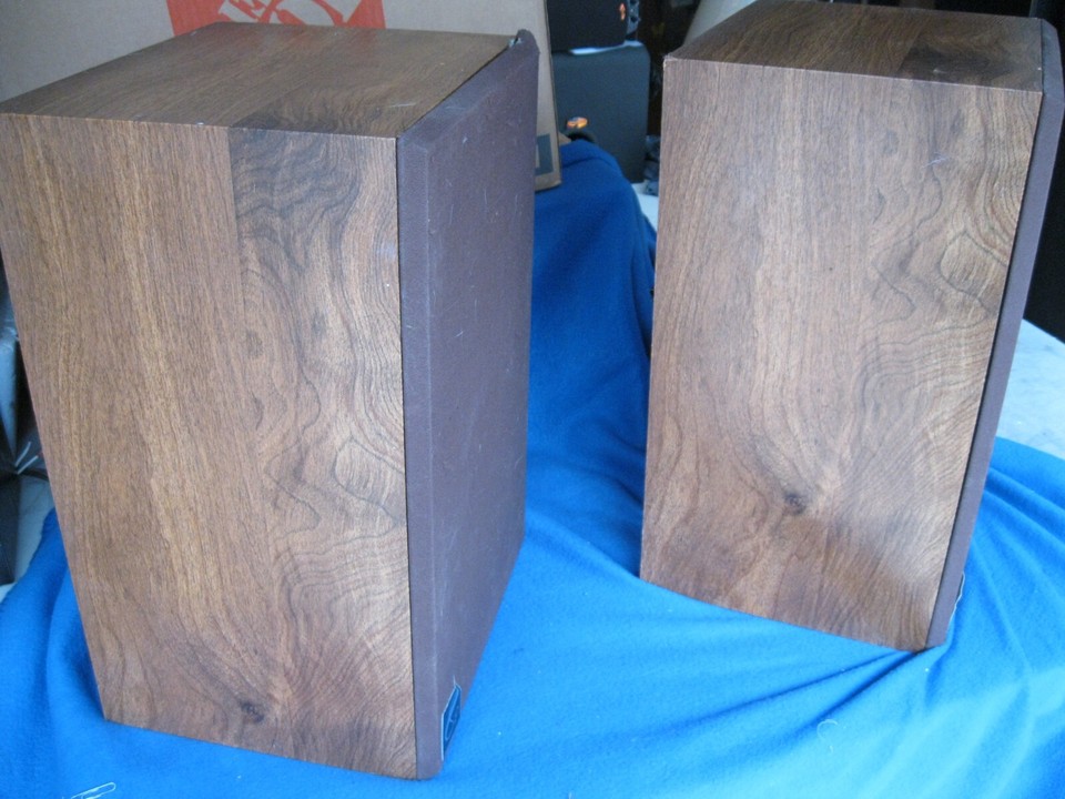 PAIR of Vintage INFINITY QE Speakers--12 X 10 X 18--Consecutive numbers ...