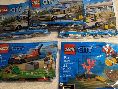 LEGO 30352 (x3) 30570 And 30370 City Lot See Pics. | eBay