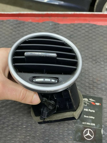 06-12 Mercedes W164 X164 GL ML 350 450 550 Left Dash Air Vent Black ...