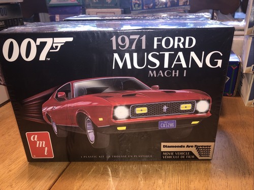 AMT James Bond 007 1971 Ford Mustang Mach I 1:25 Model Kit Factory ...