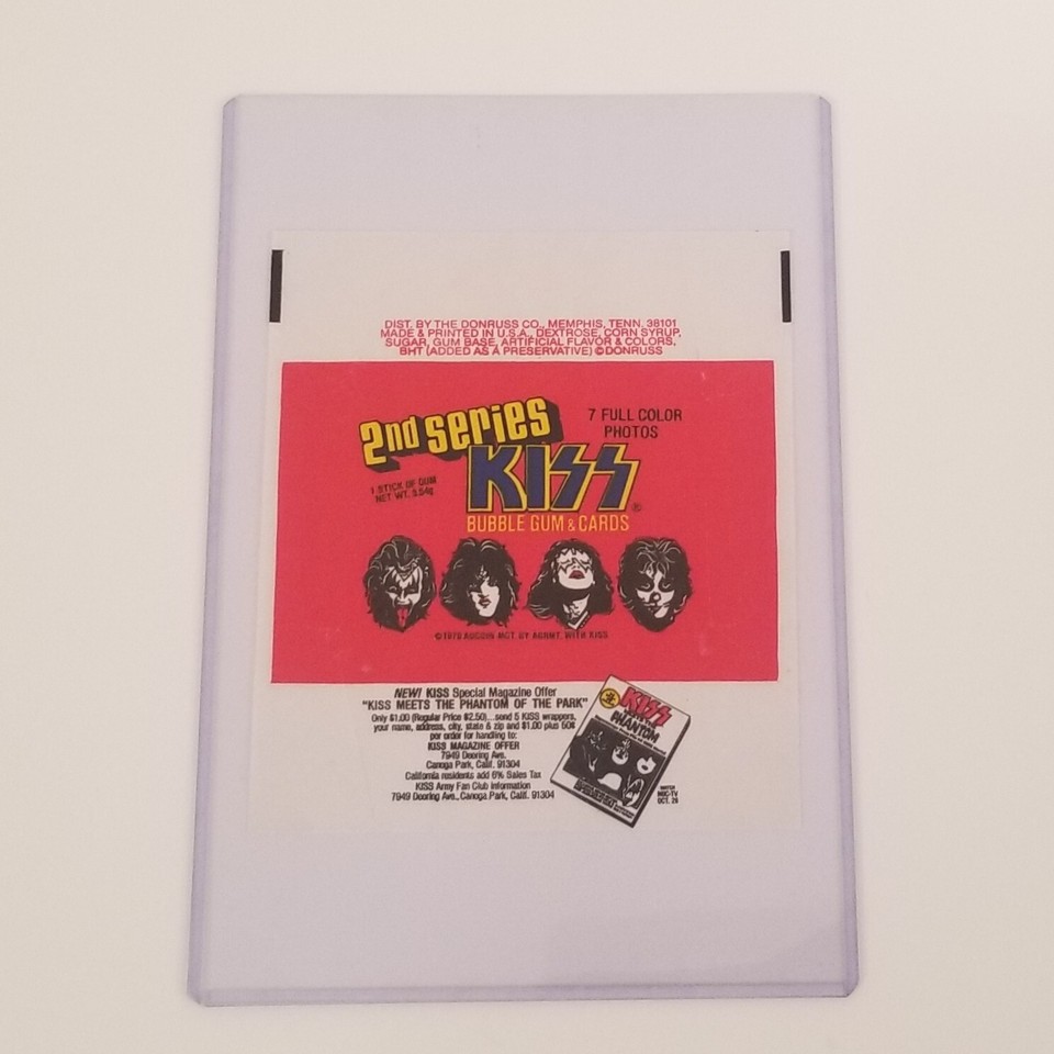 NON SPORTS + WAX PACK WRAPPERS IN TOP LOADER DISPLAY PICK ONE TRADING ...