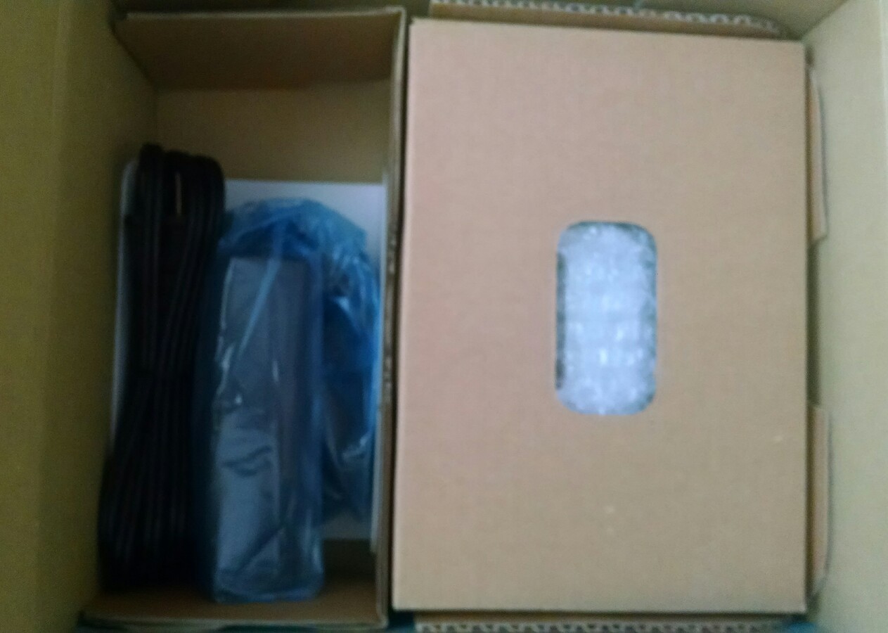 Canon Selphy CP400 Compact Photo Printer. Complete NEW..never out of ...