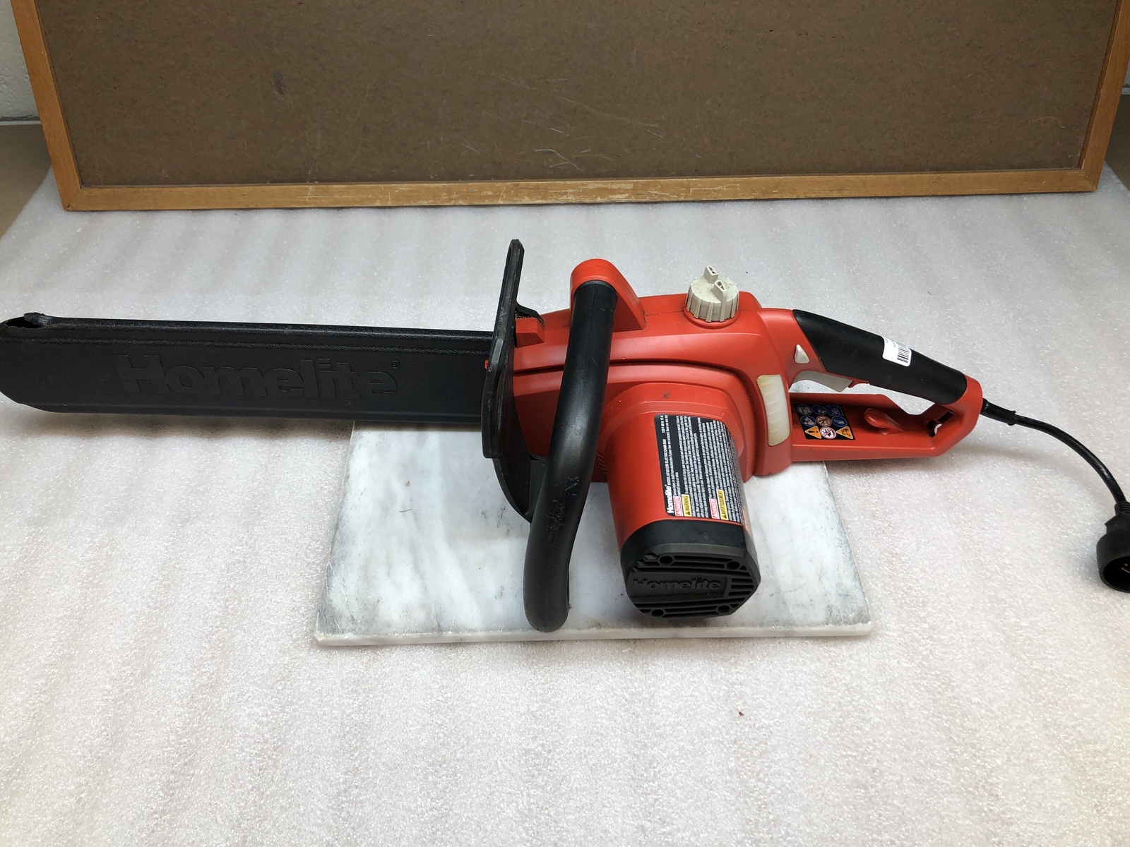 Homelite Model UT43122B 16 inch 12 Amp Electric Chainsaw - FAIR CONDT ...
