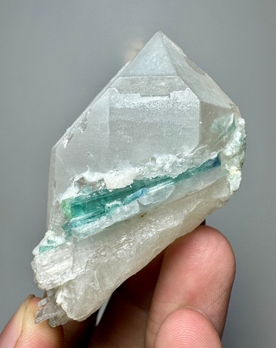 337 CT Well Terminated Indicolite Tourmaline Crystals On Well/T Quartz ...