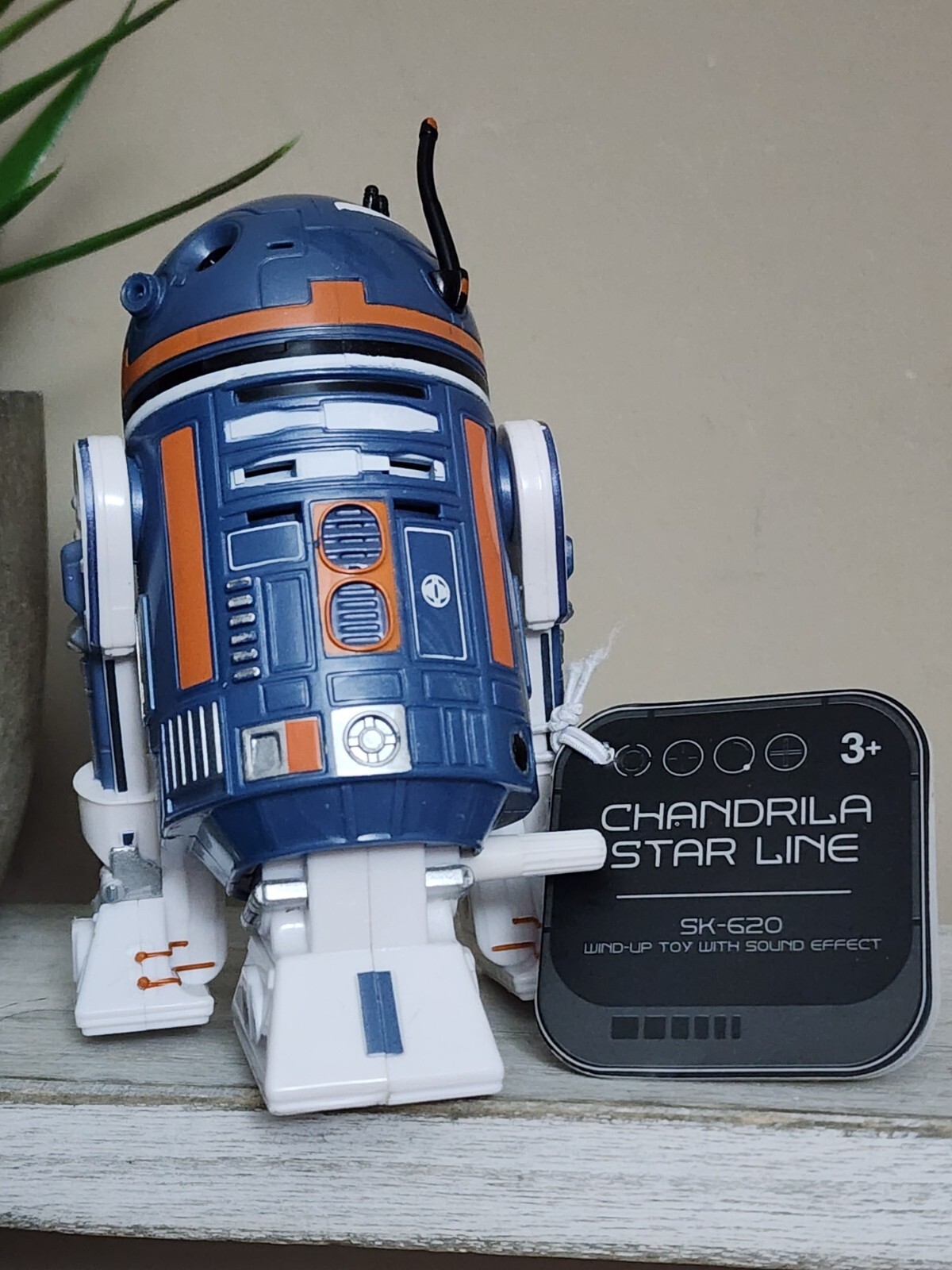 Star Wars Galactic Starcruiser Chandrila Star Line SK-620 Droid WIND UP ...