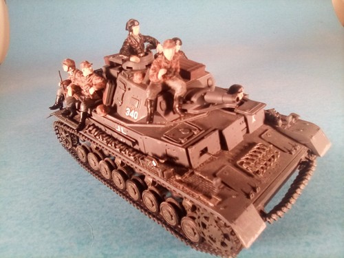1/35 Panzer IV model kit built with passengers | eBay