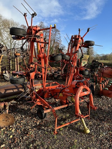 Kuhn Tedder 3 Point Linkage Hay Turner,8 Rotar, Hydaulic Folding ...