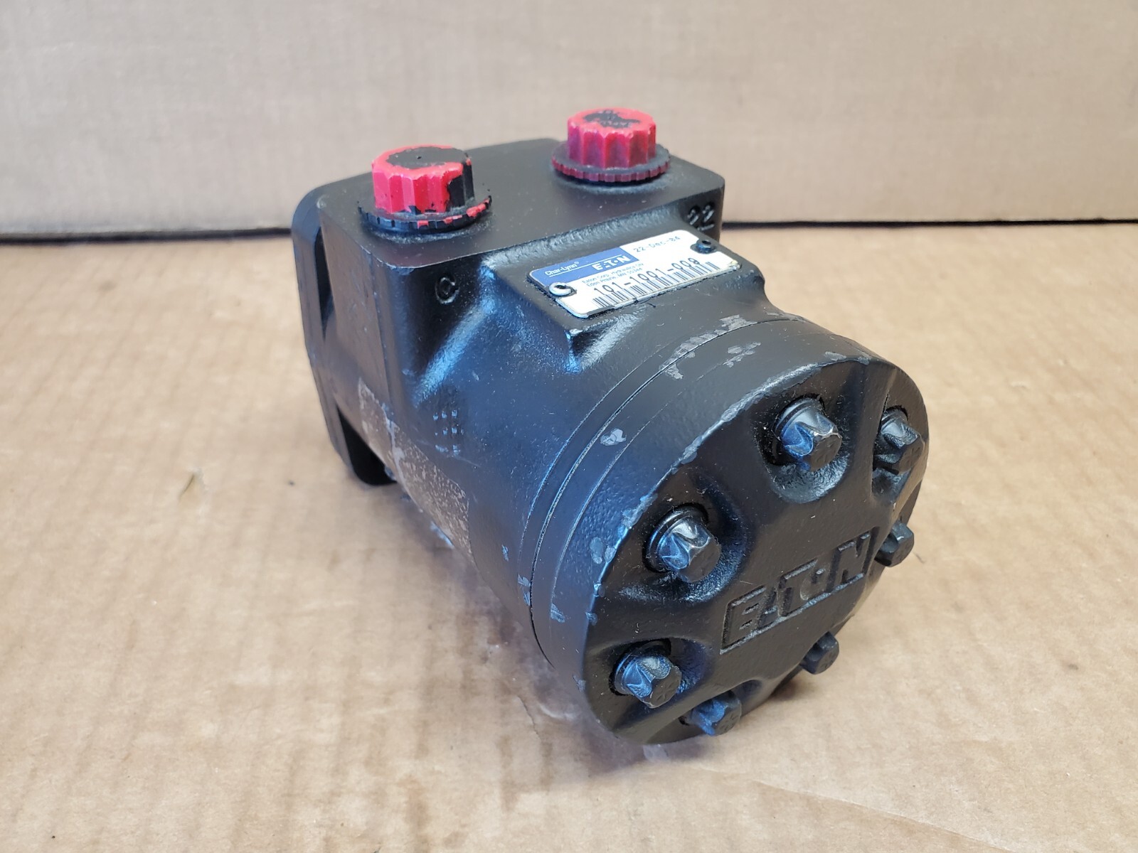 Genuine OEM Eaton Hydraulic Motor 101-1001-009 1800 PSI 1/2" NPT 1 ...
