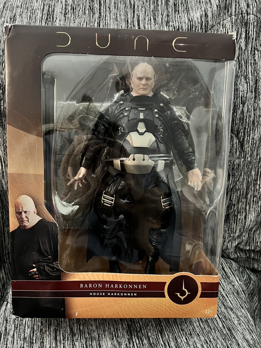 Baron Harkonnen Skarsgård's Baron Brings A “Frightening Presence”