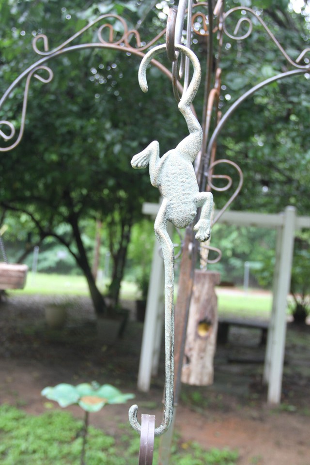 Charming Frogs Plant Hanger Extenders Great All-Occasion gift giving ...