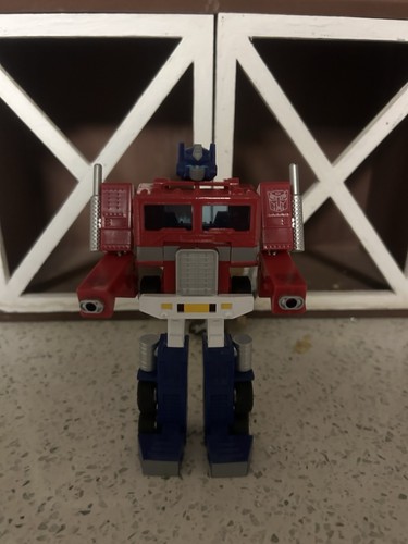 Walmart 2024 OPTIMUS PRIME Transformers G1 Retro Reissue 40th ...