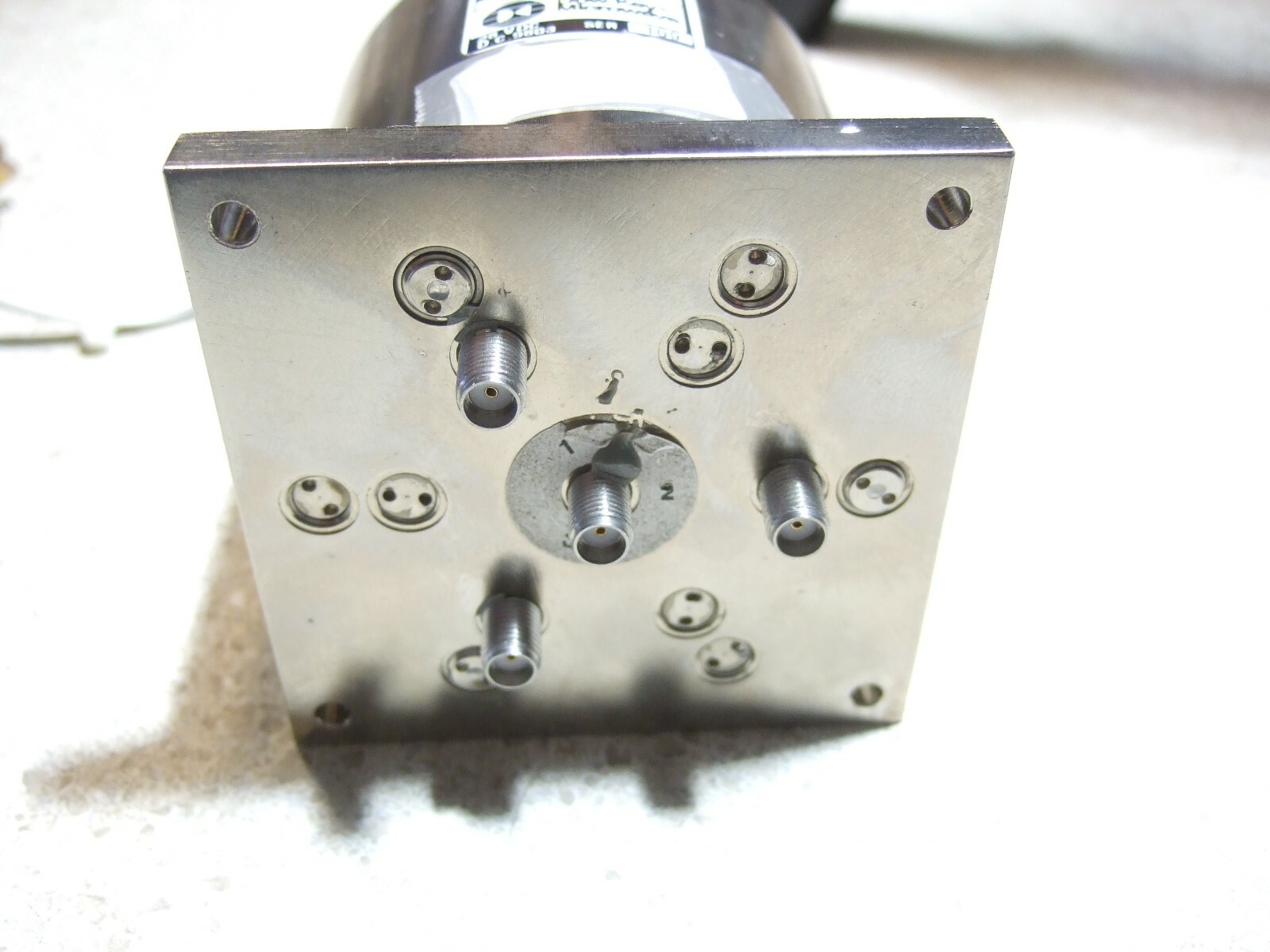 DowKey 531-430823-1 SP3T 18 GHZ SMA 28VDC Coax Relay W/Term and ...