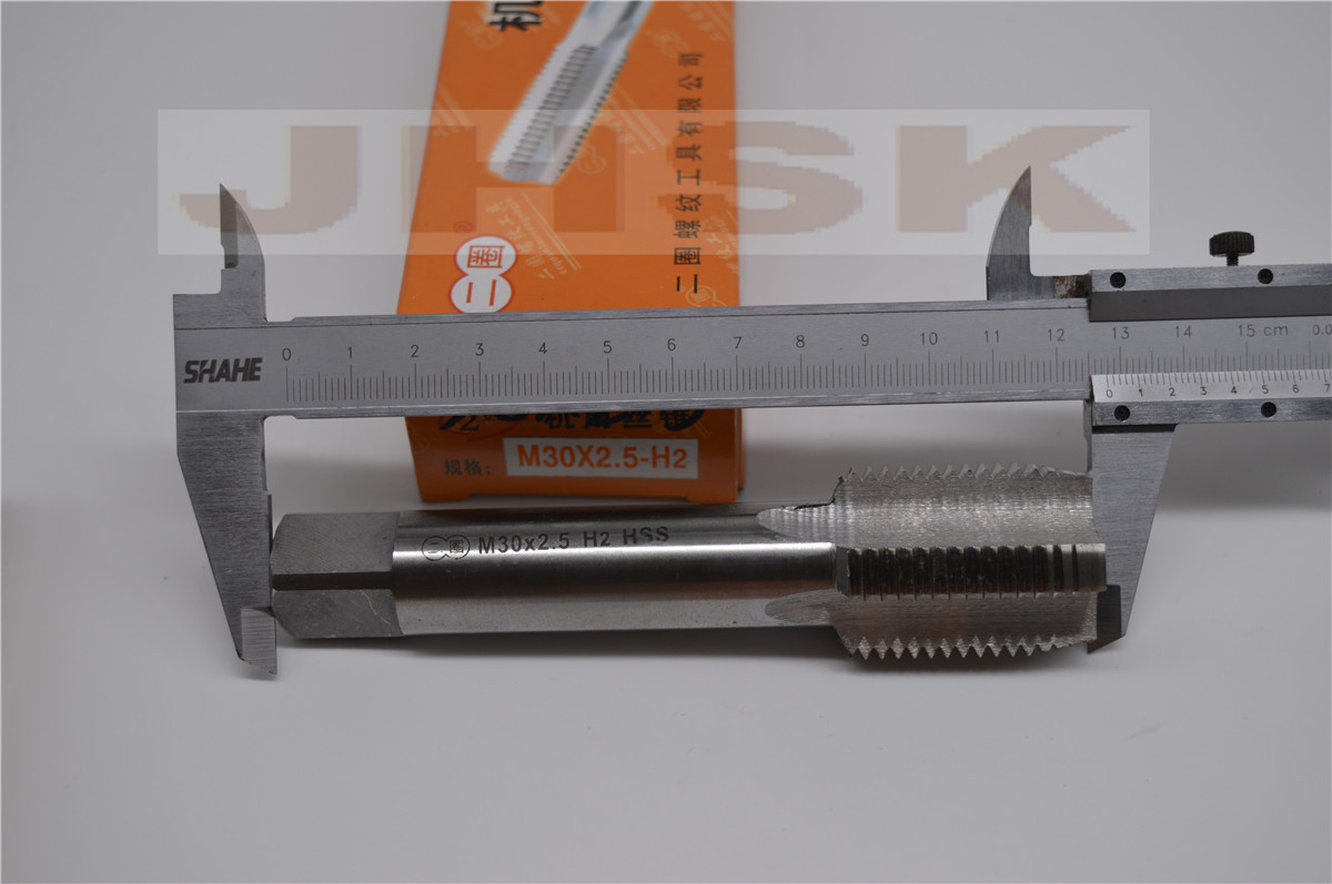 30mm x 2.5 MetricMachine tap Tap M30 x 2.5 mm superior quality （S） | eBay