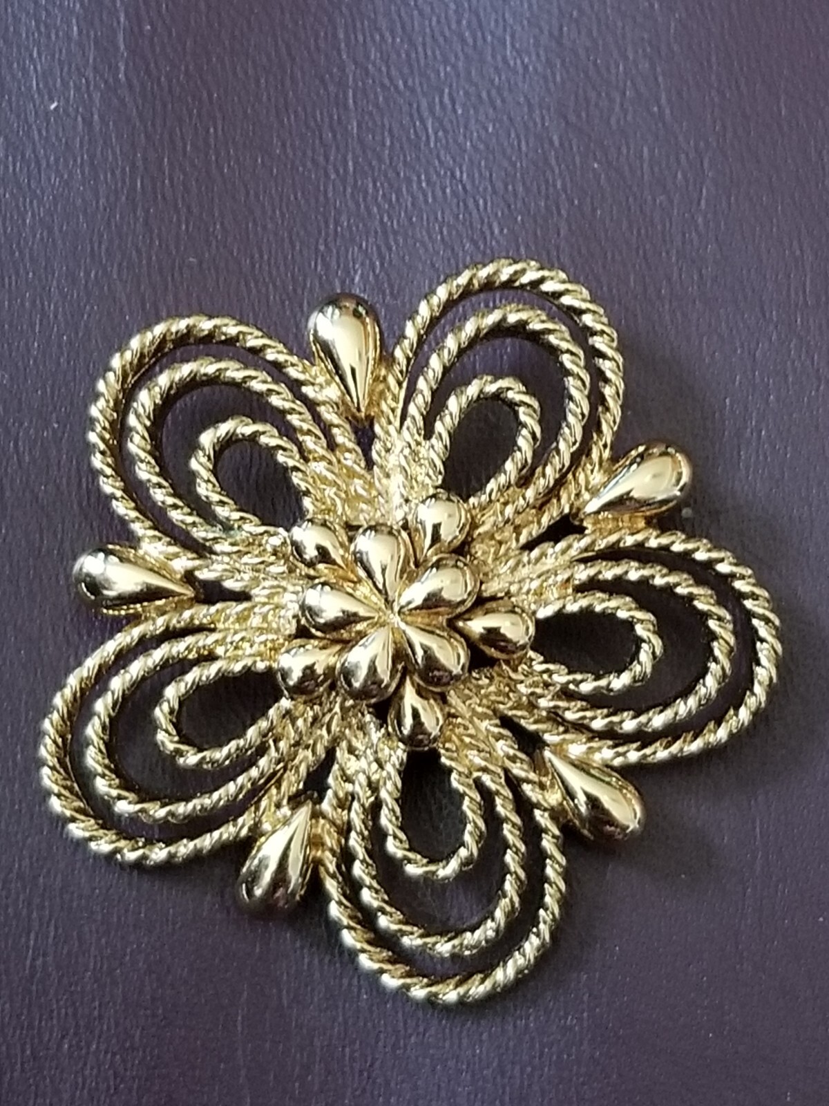 Vintage MONET Filigree 3-D Flower Brooch Pin Signed G… - Gem