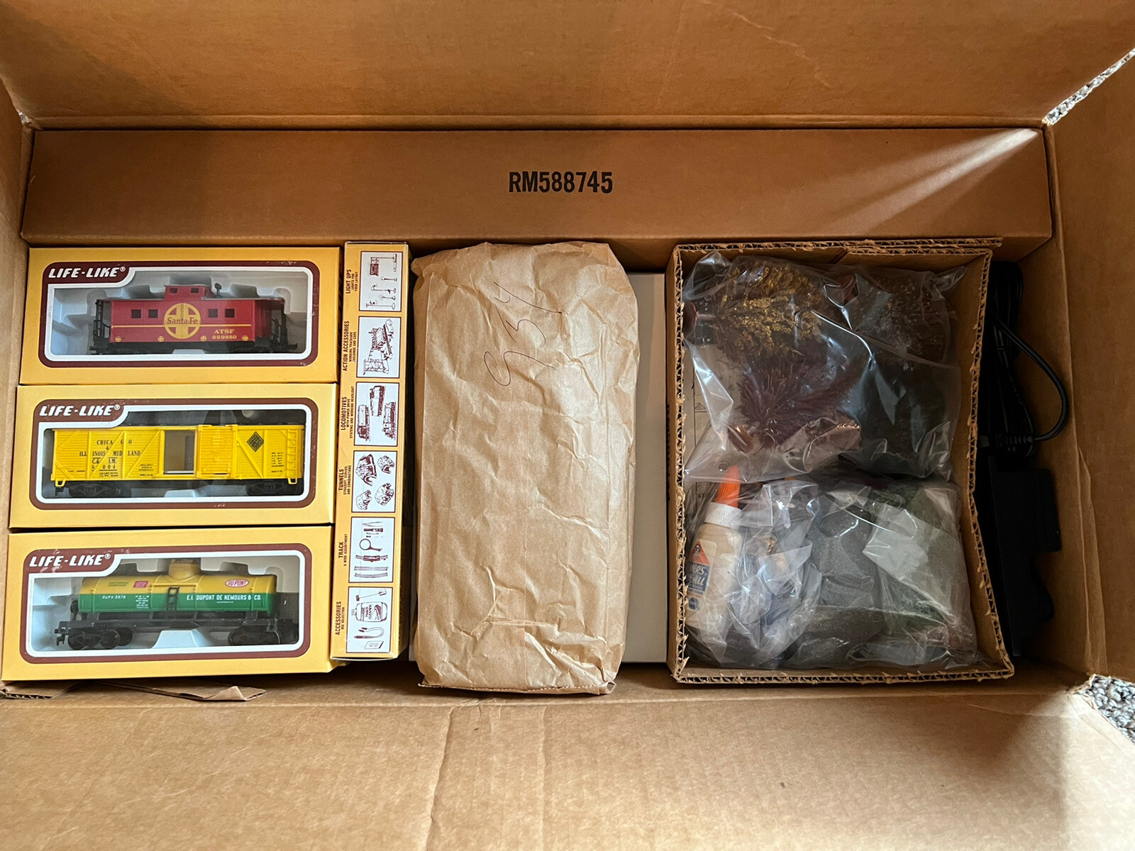 Life-Like Deluxe Model Railroad HO Scale Train Set #8743 NIB | eBay