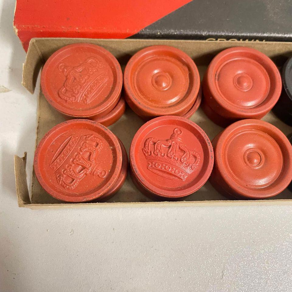 Vintage Crown checkers in original box 30 checkers red black - HLN | eBay