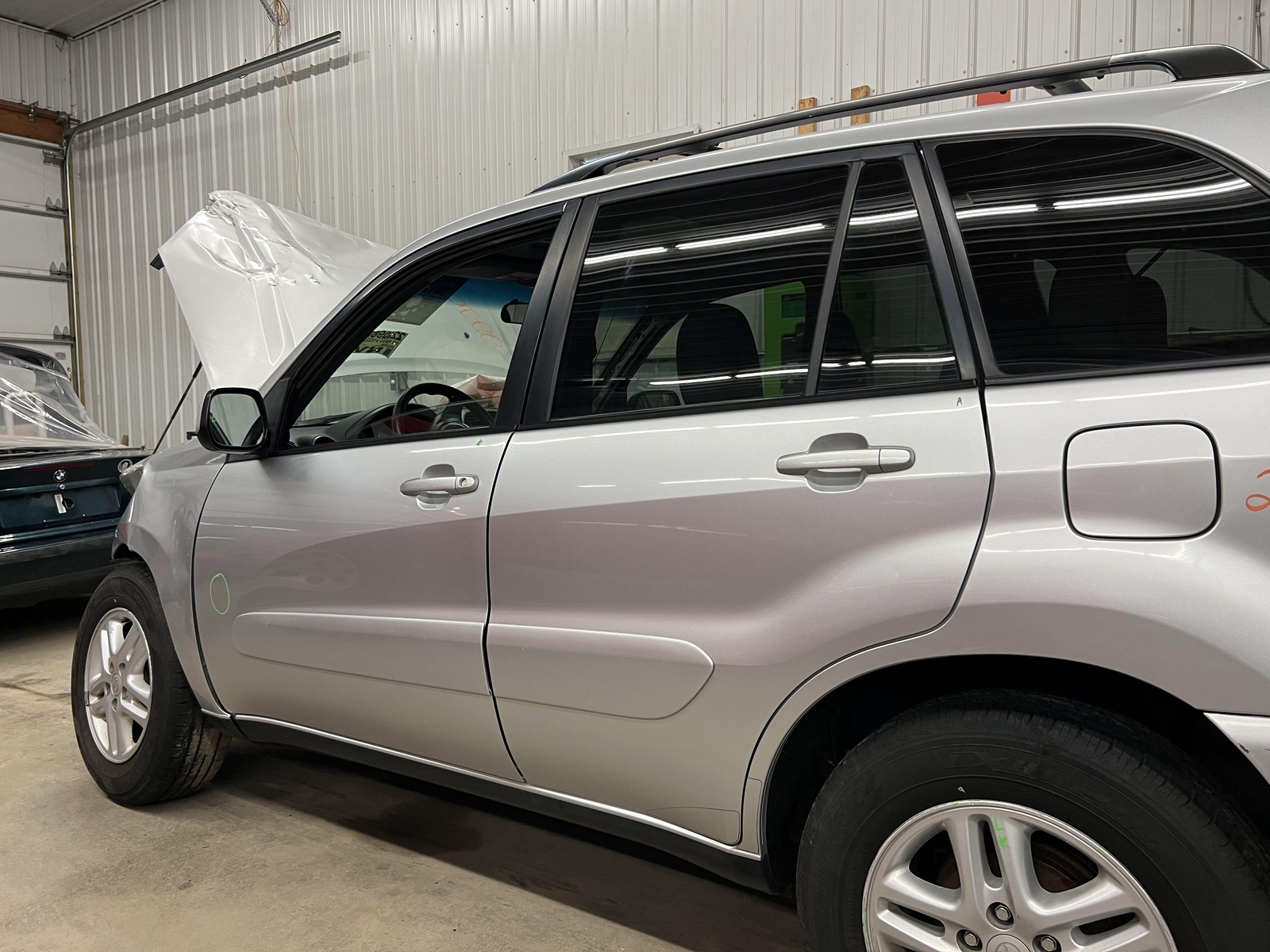 2001-2005 Toyota RAV-4 Driver Left Rear Power Door Assembly ...