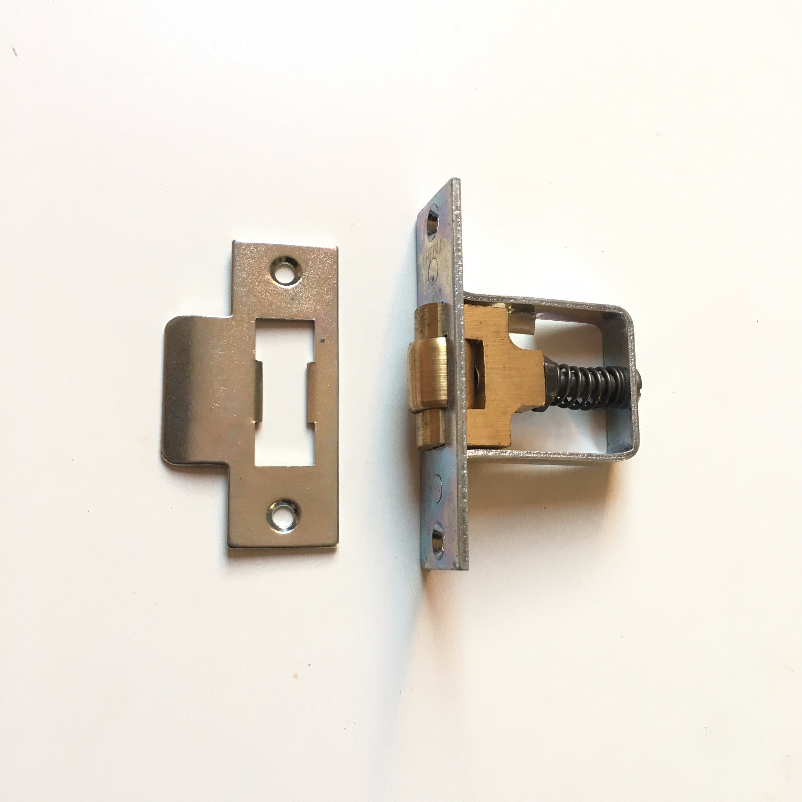 Adjustable Roller Catch & Heavy Duty Mortice Door Spring Ball Latch ...