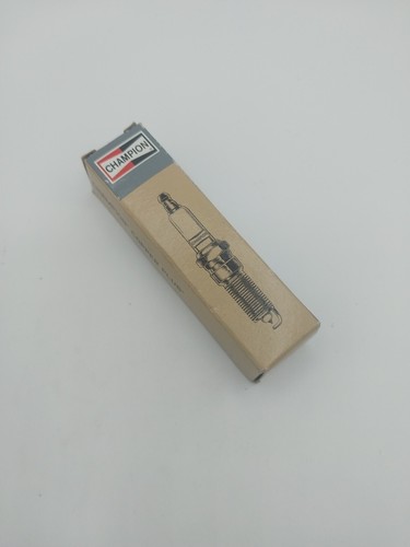 Champion 25 Copper Plus Spark Plug RV17YC | eBay