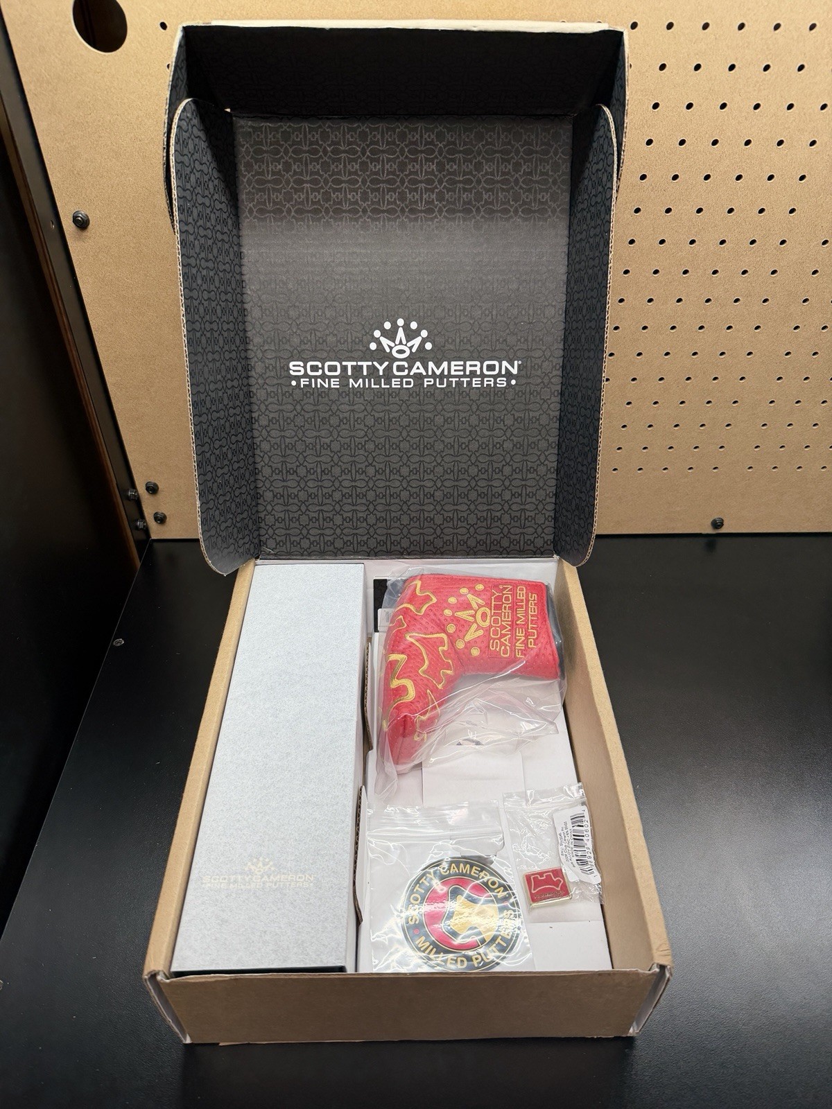 IN HAND - Scotty Cameron 2026 Club Cameron Membership Kit BRAND NEW ...