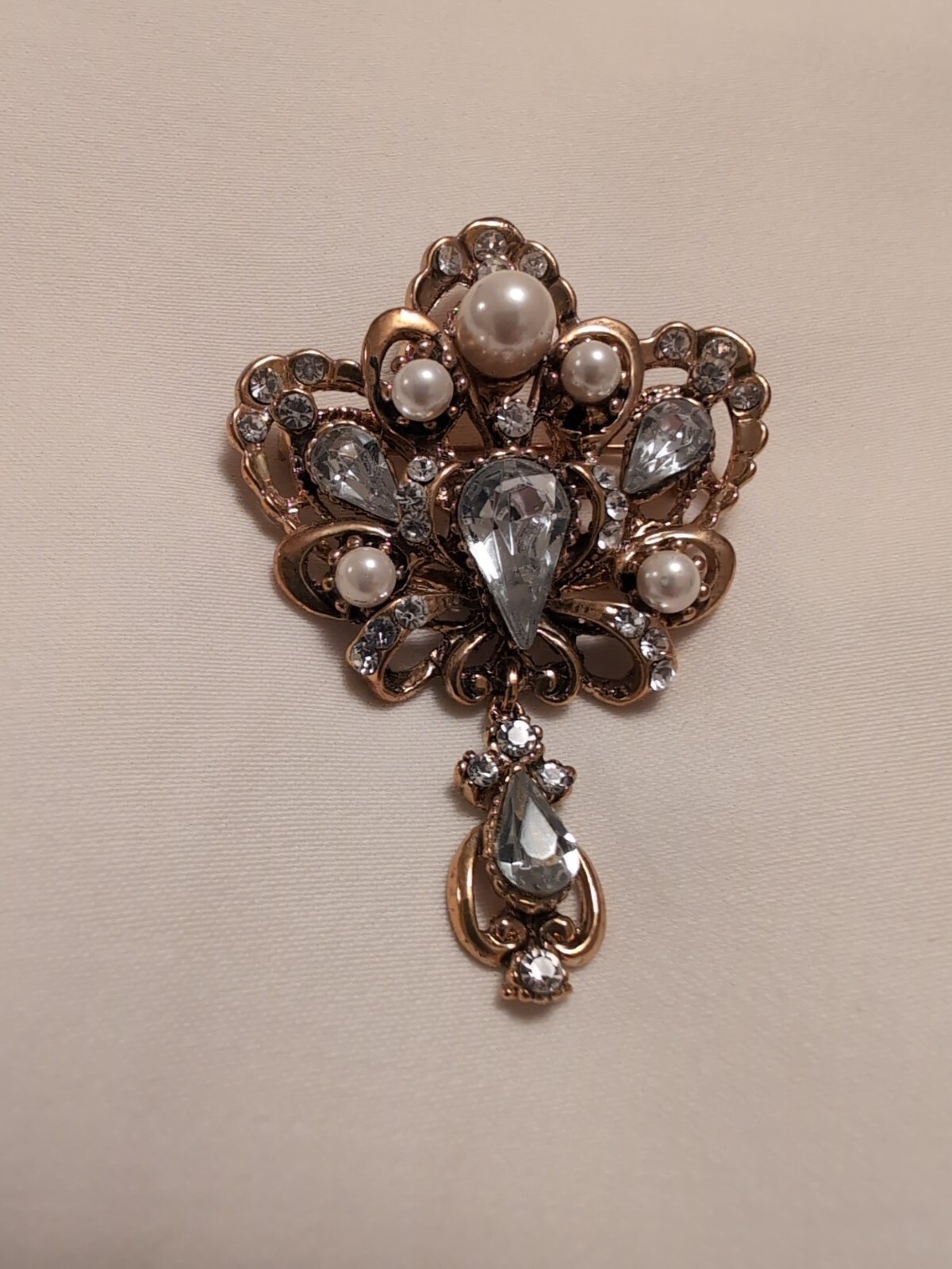 Crown Crest Pearl Clear Rhinestone Vintage Gold Brooc… - Gem