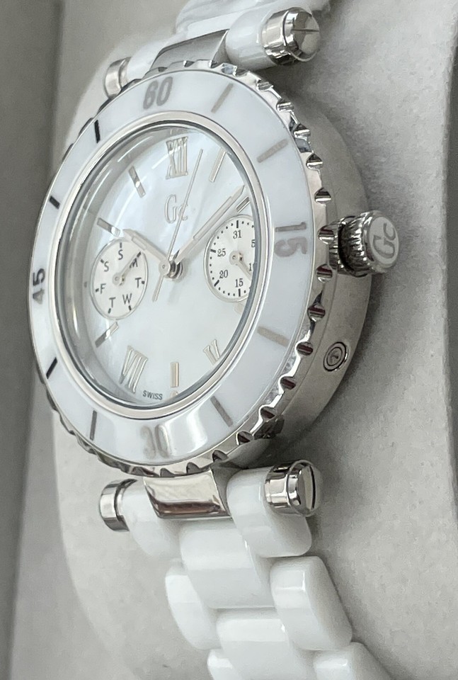 Guess Collection women's diver CHIC WHITE pearl CERAMIC SWISS WATCH ...