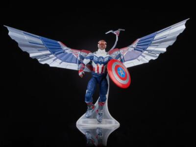 Marvel Legends Avengers The Falcon Captain America Flight Gear BAF ...