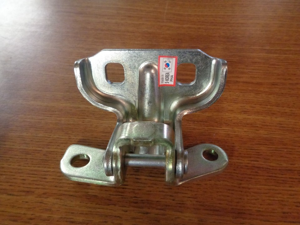 GM Hinge 13501713 ( DN4908 Bin DS7) | eBay